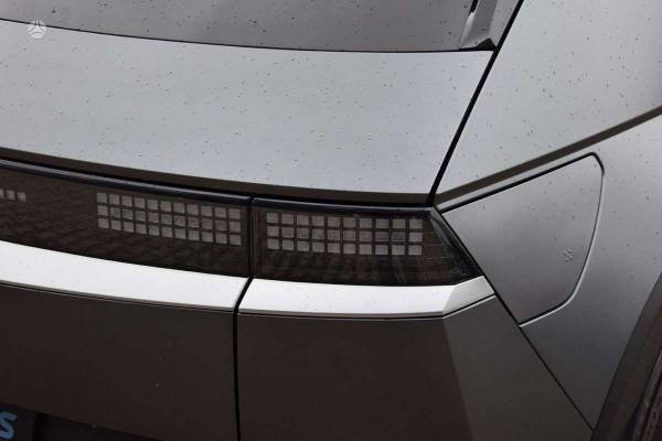 Pelēks Hyundai Ioniq 5 2021 Viļņa, ar dzinēja tilpumu 0.00 L un nobraukumu 130 tūkst. km par 25999 €, foto 11 vietnē AUTOMOTO.COM.LV