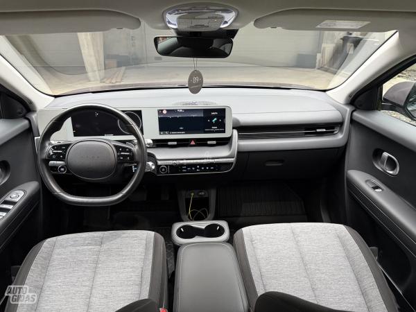 Pelēks Hyundai Ioniq 5 2021 Viļņa, ar dzinēja tilpumu 0.00 L un nobraukumu 16 tūkst. km par 23500 €, foto 11 vietnē AUTOMOTO.COM.LV