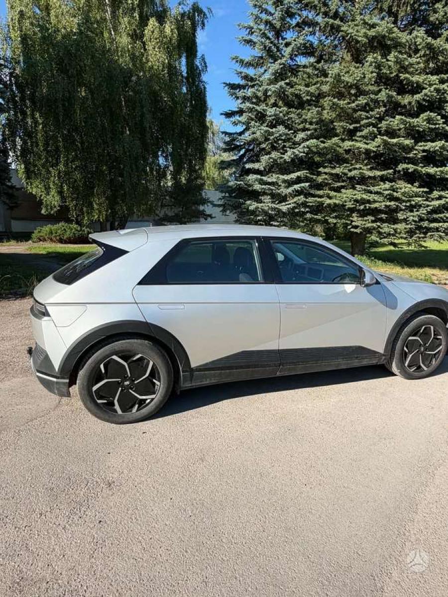 Серый Хендай Ioniq 5 2021 в Паневежис, объемом двигателя 0.00 л и пробегом 82 тыс. км за 20300 €, фото 5 на AUTOMOTO.COM.LV