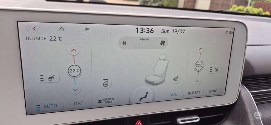 Pelēks Hyundai Ioniq 5 2021 Kauņa, ar dzinēja tilpumu 0.00 L un nobraukumu 110 tūkst. km par 24000 €, foto 28 vietnē AUTOMOTO.COM.LV