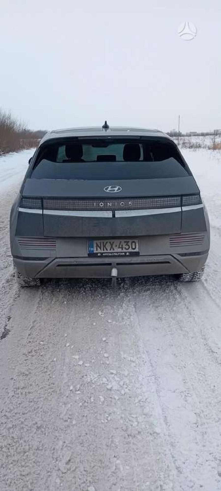 Grey Hyundai Ioniq 5 2022 in Silute, with an engine capacity of 0.00 L and mileage of 119 thousand km for 15200 €, photo 7 on AUTOMOTO.COM.LV