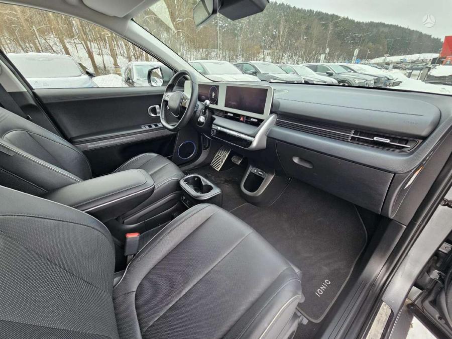 Pelēks Hyundai Ioniq 5 2022 Viļņa, ar dzinēja tilpumu 0.00 L un nobraukumu 115 tūkst. km par 26900 €, foto 11 vietnē AUTOMOTO.COM.LV