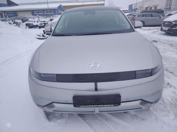 Grey Hyundai Ioniq 5 2022 in Siauliai, with an engine capacity of 0.00 L and mileage of 59 thousand km for 19900 €, photo 3 on AUTOMOTO.COM.LV