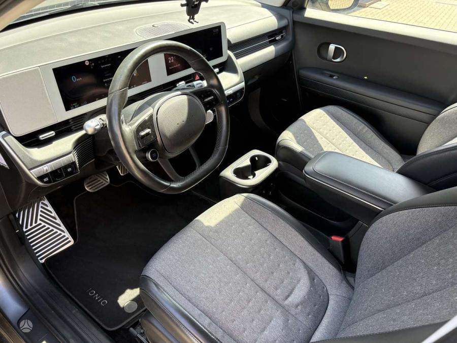 Серый Хендай Ioniq 5 2022 в Кедайняй, объемом двигателя 0.00 л и пробегом 69 тыс. км за 19800 €, фото 11 на AUTOMOTO.COM.LV