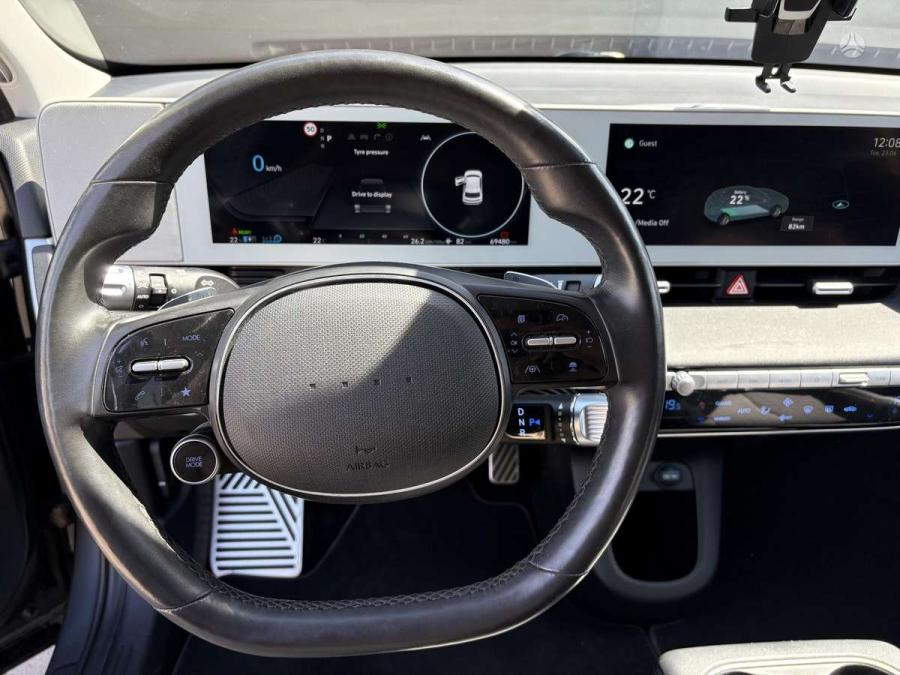 Серый Хендай Ioniq 5 2022 в Кедайняй, объемом двигателя 0.00 л и пробегом 69 тыс. км за 19800 €, фото 12 на AUTOMOTO.COM.LV