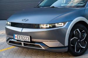 Grey Hyundai Ioniq 5 2022 in Vilnius, with an engine capacity of 0.00 L and mileage of 73 thousand km for 26350 €, photo 9 on AUTOMOTO.COM.LV