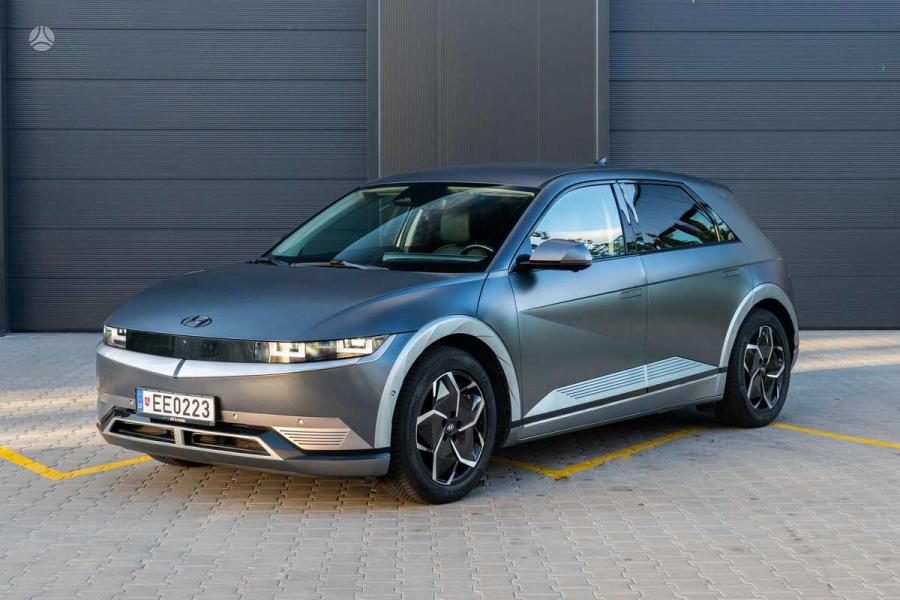 Grey Hyundai Ioniq 5 2022 in Vilnius, with an engine capacity of 0.00 L and mileage of 73 thousand km for 26350 €, photo 12 on AUTOMOTO.COM.LV