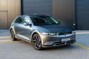 Grey Hyundai Ioniq 5 2022 in Vilnius, with an engine capacity of 0.00 L and mileage of 73 thousand km for 26350 €, photo 13 on AUTOMOTO.COM.LV