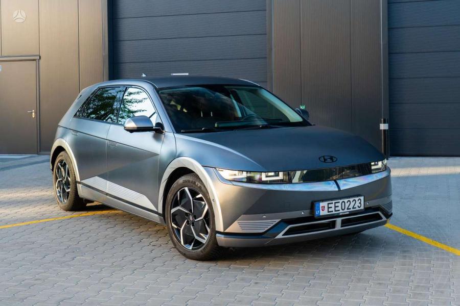 Grey Hyundai Ioniq 5 2022 in Vilnius, with an engine capacity of 0.00 L and mileage of 73 thousand km for 26350 €, photo 13 on AUTOMOTO.COM.LV