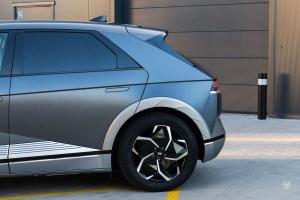 Grey Hyundai Ioniq 5 2022 in Vilnius, with an engine capacity of 0.00 L and mileage of 73 thousand km for 26350 €, photo 22 on AUTOMOTO.COM.LV