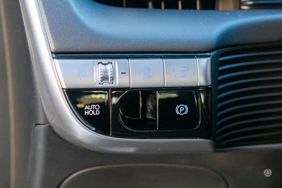 Grey Hyundai Ioniq 5 2022 in Vilnius, with an engine capacity of 0.00 L and mileage of 73 thousand km for 26350 €, photo 31 on AUTOMOTO.COM.LV