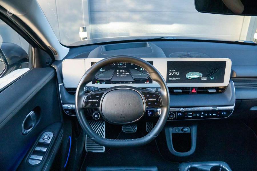Grey Hyundai Ioniq 5 2022 in Vilnius, with an engine capacity of 0.00 L and mileage of 73 thousand km for 26350 €, photo 34 on AUTOMOTO.COM.LV