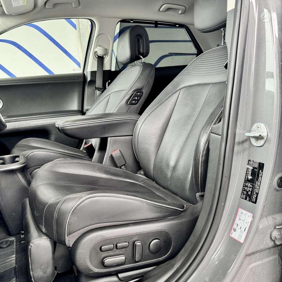 Grey Hyundai Ioniq 5 2022 in Vilnius, with an engine capacity of 0.00 L and mileage of 86 thousand km for 31490 €, photo 8 on AUTOMOTO.COM.LV