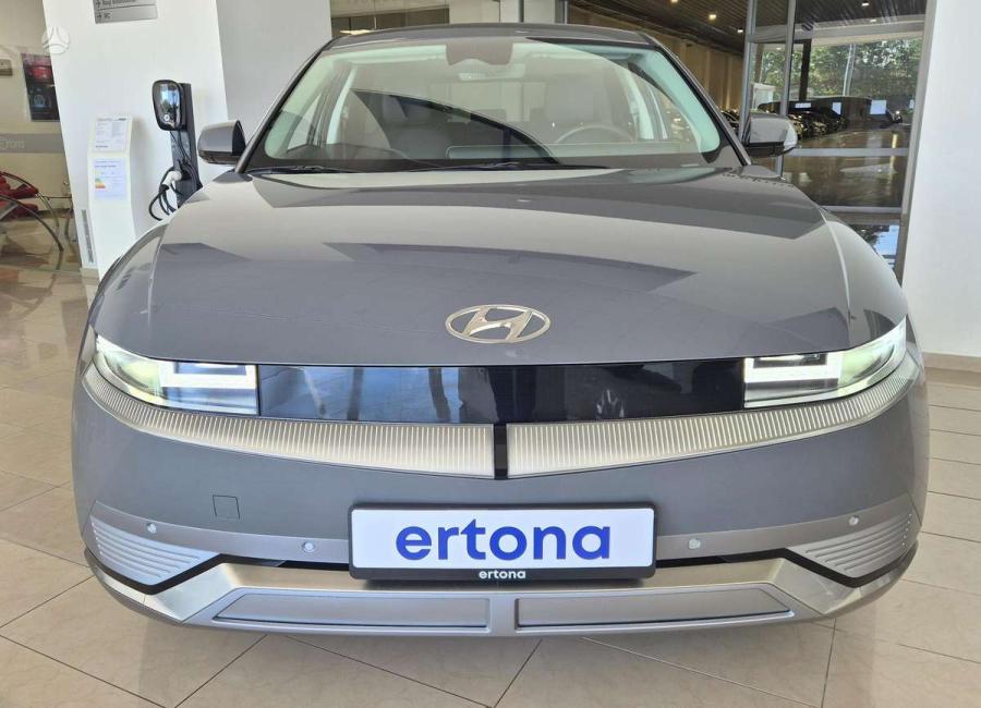 Pelēks Hyundai Ioniq 5 2022 Šauļi, ar dzinēja tilpumu 0.00 L un nobraukumu 19 tūkst. km par 29900 €, foto 8 vietnē AUTOMOTO.COM.LV