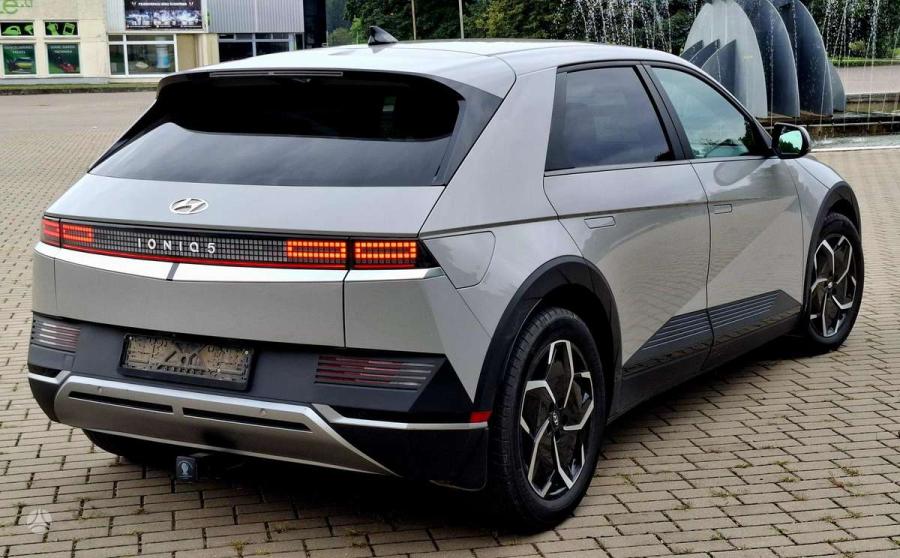 Серый Хендай Ioniq 5 2022 в Алитус, объемом двигателя 0.00 л и пробегом 67 тыс. км за 26400 €, фото 4 на AUTOMOTO.COM.LV