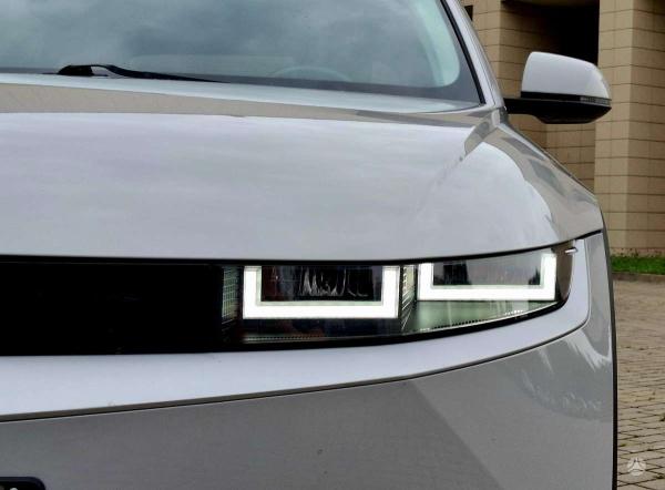 Хендай Ioniq 5 2022 в Алитус на AUTOMOTO.COM.LV Серый Хендай Ioniq 5 2022 в Алитус, объемом двигателя 0.00 л и пробегом 67 тыс. км за 26400 €, фото 6 на AUTOMOTO.COM.LV