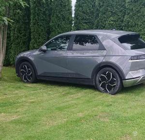 Серый Хендай Ioniq 5 2022 в Каунас, объемом двигателя 0.00 л и пробегом 73 тыс. км за 23400 €, фото 6 на AUTOMOTO.COM.LV