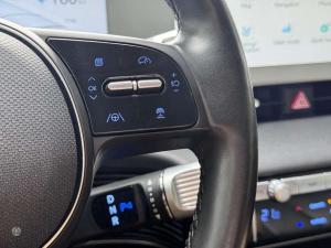 Pelēks Hyundai Ioniq 5 2022 Viļņa, ar dzinēja tilpumu 0.00 L un nobraukumu 100 tūkst. km par 26950 €, foto 18 vietnē AUTOMOTO.COM.LV