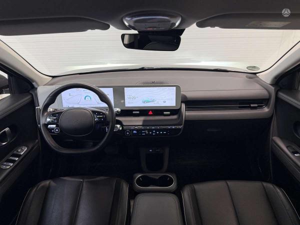 Pelēks Hyundai Ioniq 5 2022 Viļņa, ar dzinēja tilpumu 0.00 L un nobraukumu 32 tūkst. km par 29950 €, foto 7 vietnē AUTOMOTO.COM.LV
