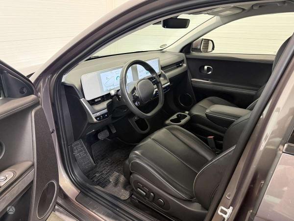 Pelēks Hyundai Ioniq 5 2022 Viļņa, ar dzinēja tilpumu 0.00 L un nobraukumu 32 tūkst. km par 29950 €, foto 10 vietnē AUTOMOTO.COM.LV