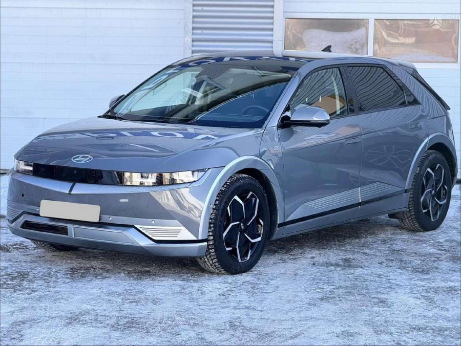 Pelēks Hyundai Ioniq 5 2023 Kauņa, ar dzinēja tilpumu 0.00 L un nobraukumu 46 tūkst. km par 21800 €, foto 1 vietnē AUTOMOTO.COM.LV