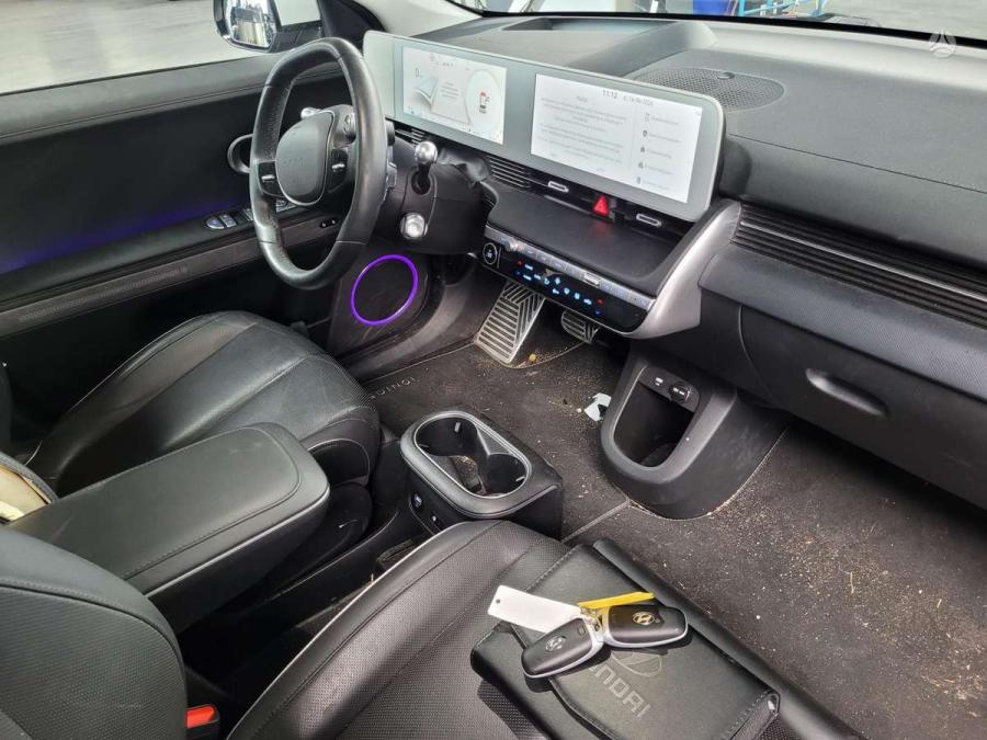 Серый Хендай Ioniq 5 2023 в Каунас, объемом двигателя 0.00 л и пробегом 70 тыс. км за 19900 €, фото 7 на AUTOMOTO.COM.LV