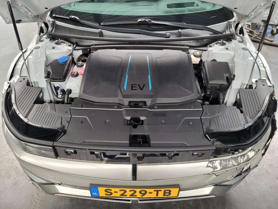 Серый Хендай Ioniq 5 2023 в Каунас, объемом двигателя 0.00 л и пробегом 70 тыс. км за 19900 €, фото 20 на AUTOMOTO.COM.LV