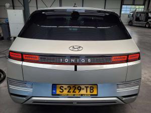 Серый Хендай Ioniq 5 2023 в Каунас, объемом двигателя 0.00 л и пробегом 70 тыс. км за 19900 €, фото 26 на AUTOMOTO.COM.LV