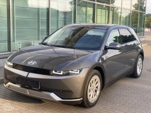 Серый Хендай Ioniq 5 2023 в Каунас, объемом двигателя 0.00 л и пробегом 60 тыс. км за 23900 €, фото  на AUTOMOTO.COM.LV