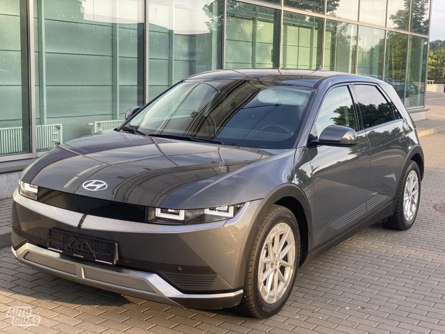 Серый Хендай Ioniq 5 2023 в Каунас, объемом двигателя 0.00 л и пробегом 60 тыс. км за 23500 €, фото 1 на AUTOMOTO.COM.LV