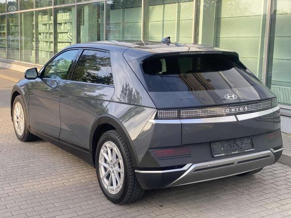 Grey Hyundai Ioniq 5 2023 in Kaunas, with an engine capacity of 0.00 L and mileage of 60 thousand km for 22900 €, photo 6 on AUTOMOTO.COM.LV