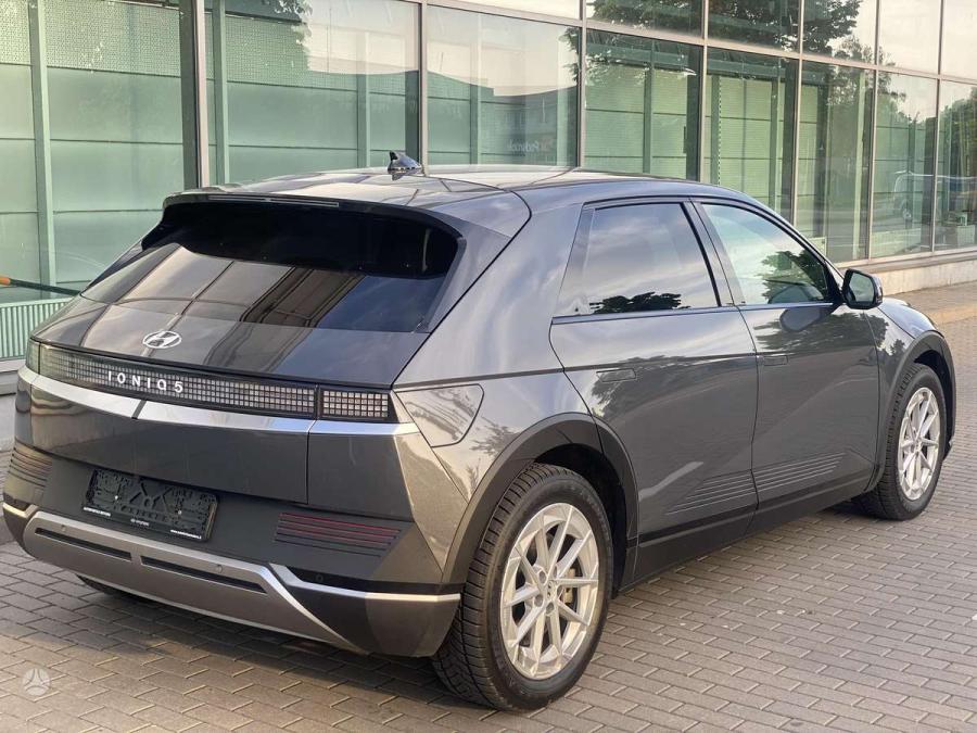 Серый Хендай Ioniq 5 2023 в Каунас, объемом двигателя 0.00 л и пробегом 60 тыс. км за 22900 €, фото 9 на AUTOMOTO.COM.LV