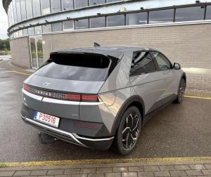 Серый Хендай Ioniq 5 2023 в Кедайняй, объемом двигателя 0.00 л и пробегом 42 тыс. км за 28950 €, фото 7 на AUTOMOTO.COM.LV