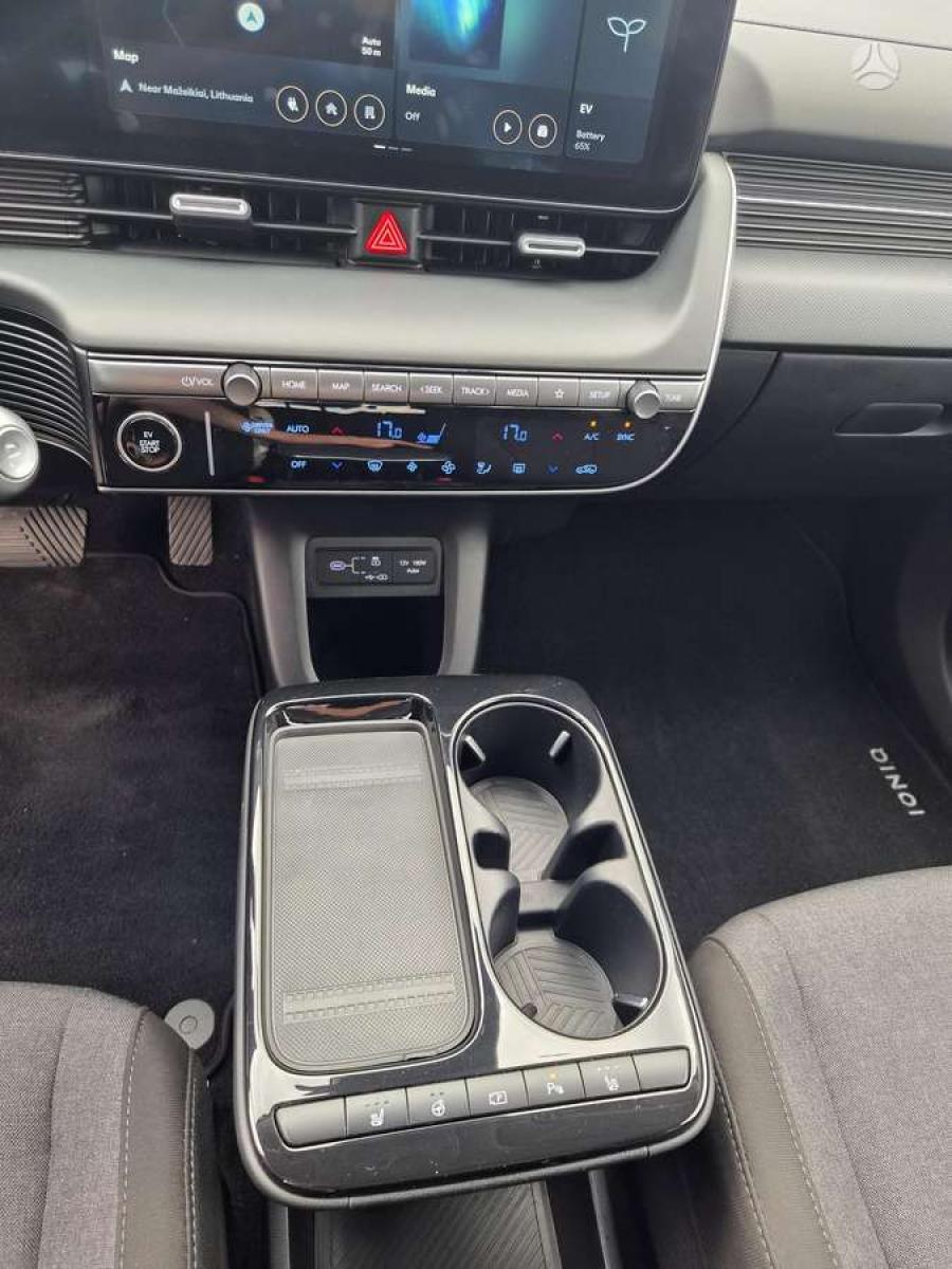 Серый Хендай Ioniq 5 2025 в Мажейкяй, объемом двигателя 0.00 л и пробегом 33 тыс. км за 23900 €, фото 13 на AUTOMOTO.COM.LV
