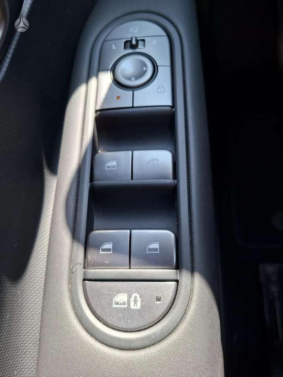 Grey Hyundai Ioniq 5 2025 in Trakai, with an engine capacity of 0.00 L and mileage of 4 thousand km for 35000 €, photo 18 on AUTOMOTO.COM.LV