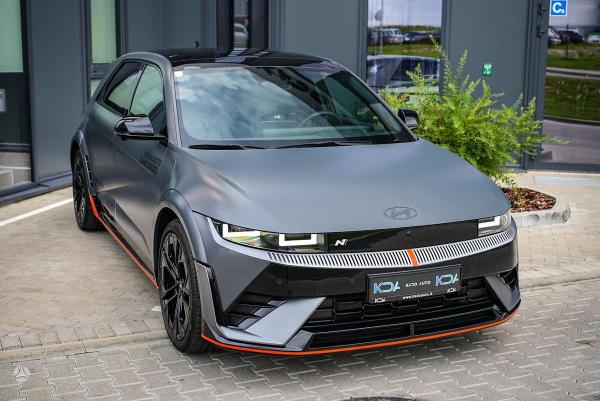 Grey Hyundai Ioniq 5 2025 in Kaunas, with an engine capacity of 0.00 L and mileage of 1 thousand km for 51950 €, photo 3 on AUTOMOTO.COM.LV
