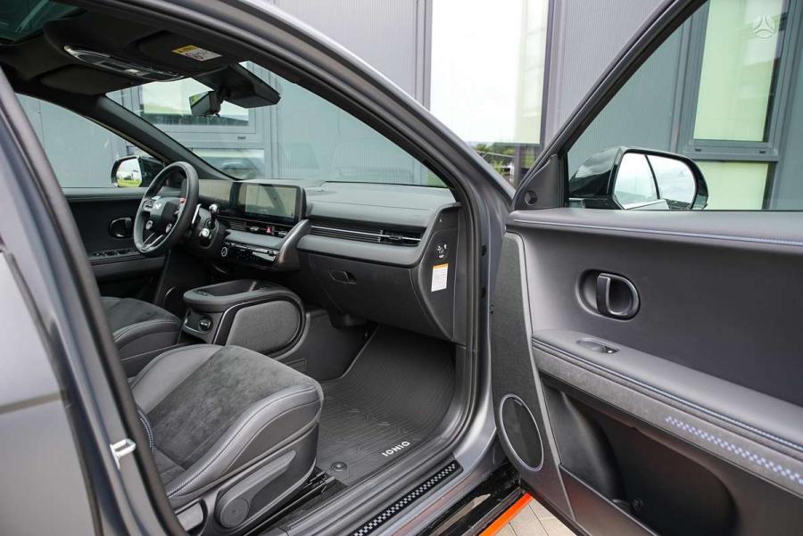 Grey Hyundai Ioniq 5 2025 in Kaunas, with an engine capacity of 0.00 L and mileage of 1 thousand km for 51950 €, photo 47 on AUTOMOTO.COM.LV