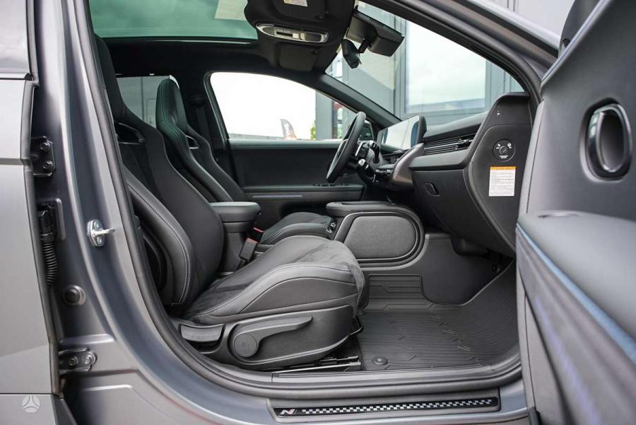Grey Hyundai Ioniq 5 2025 in Kaunas, with an engine capacity of 0.00 L and mileage of 1 thousand km for 51950 €, photo 48 on AUTOMOTO.COM.LV
