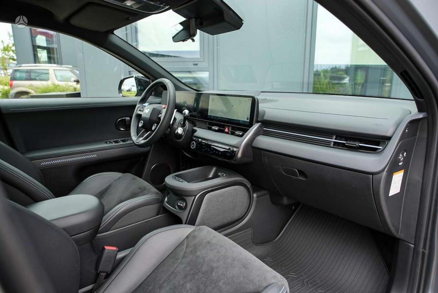 Grey Hyundai Ioniq 5 2025 in Kaunas, with an engine capacity of 0.00 L and mileage of 1 thousand km for 51950 €, photo 49 on AUTOMOTO.COM.LV