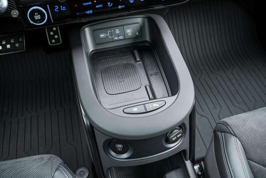 Pelēks Hyundai Ioniq 5 2025 Kauņa, ar dzinēja tilpumu 0.00 L un nobraukumu 1 tūkst. km par 49950 €, foto 25 vietnē AUTOMOTO.COM.LV
