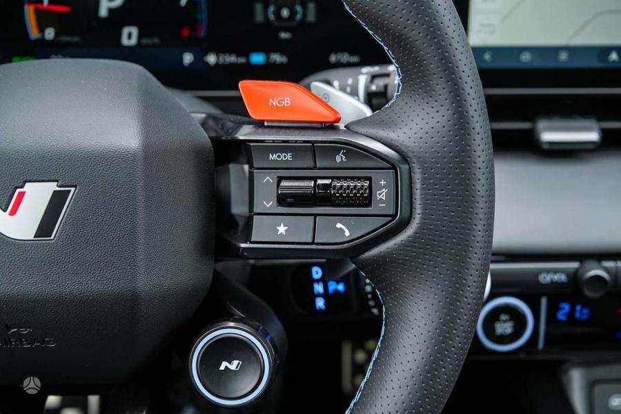 Pelēks Hyundai Ioniq 5 2025 Kauņa, ar dzinēja tilpumu 0.00 L un nobraukumu 1 tūkst. km par 49950 €, foto 41 vietnē AUTOMOTO.COM.LV