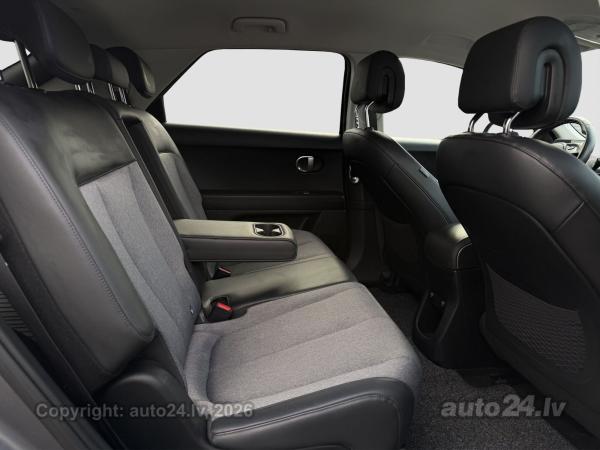 Pelēks Hyundai Ioniq 5 2021 Pērnava, ar dzinēja tilpumu 0.00 L un nobraukumu 70 tūkst. km par 27900 €, foto 7 vietnē AUTOMOTO.COM.LV