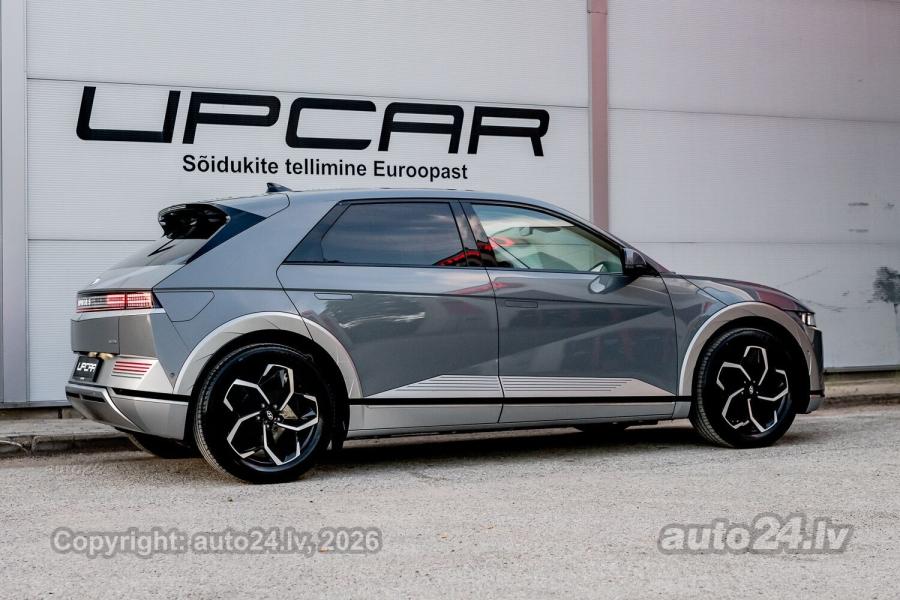 Pelēks Hyundai Ioniq 5 2021 Pērnava, ar dzinēja tilpumu 0.00 L un nobraukumu 37 tūkst. km par 33900 €, foto 8 vietnē AUTOMOTO.COM.LV