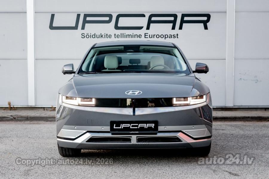 Pelēks Hyundai Ioniq 5 2021 Pērnava, ar dzinēja tilpumu 0.00 L un nobraukumu 37 tūkst. km par 33900 €, foto 11 vietnē AUTOMOTO.COM.LV