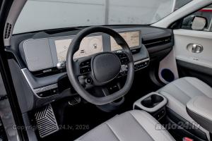 Pelēks Hyundai Ioniq 5 2021 Pērnava, ar dzinēja tilpumu 0.00 L un nobraukumu 37 tūkst. km par 33900 €, foto 17 vietnē AUTOMOTO.COM.LV