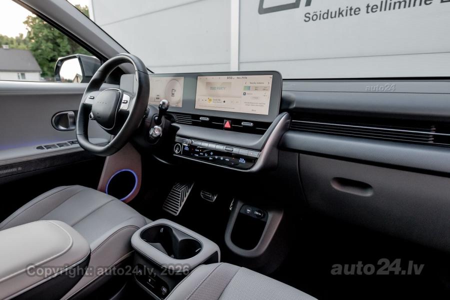 Pelēks Hyundai Ioniq 5 2021 Pērnava, ar dzinēja tilpumu 0.00 L un nobraukumu 37 tūkst. km par 33900 €, foto 18 vietnē AUTOMOTO.COM.LV