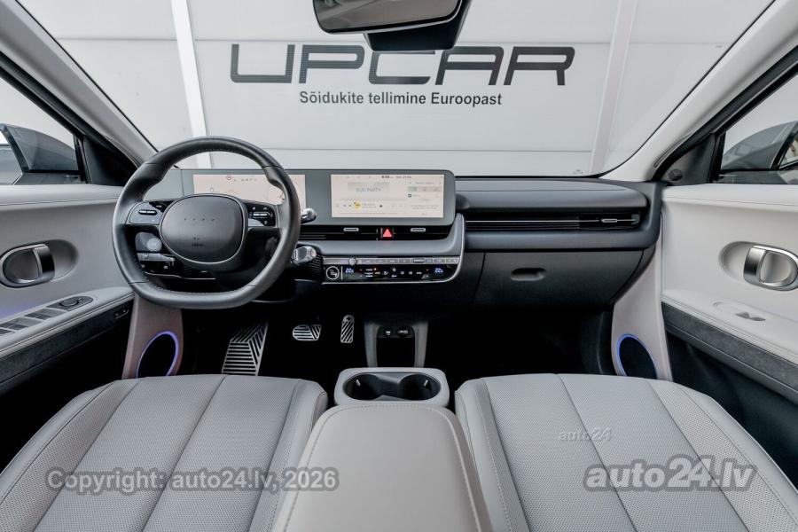 Pelēks Hyundai Ioniq 5 2021 Pērnava, ar dzinēja tilpumu 0.00 L un nobraukumu 37 tūkst. km par 33900 €, foto 19 vietnē AUTOMOTO.COM.LV