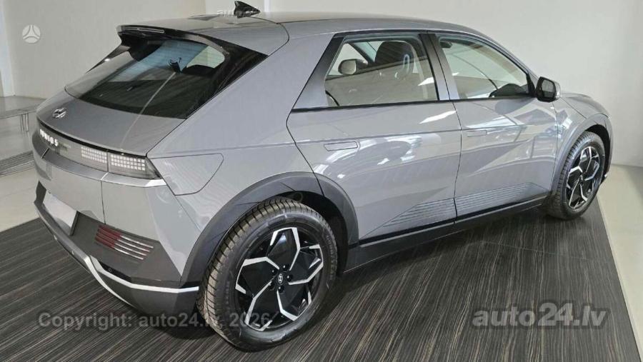 Grey Hyundai Ioniq 5 2022 in Tallinn, with an engine capacity of 0.00 L and mileage of 37 thousand km for 30900 €, photo 5 on AUTOMOTO.COM.LV