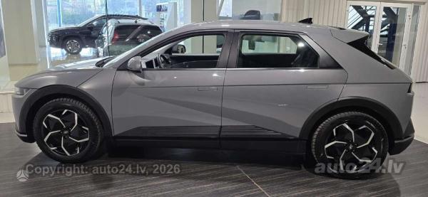 Pelēks Hyundai Ioniq 5 2022 Tallina, ar dzinēja tilpumu 0.00 L un nobraukumu 37 tūkst. km par 30900 €, foto 7 vietnē AUTOMOTO.COM.LV