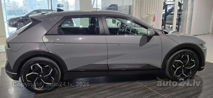 Grey Hyundai Ioniq 5 2022 in Tallinn, with an engine capacity of 0.00 L and mileage of 37 thousand km for 30900 €, photo 9 on AUTOMOTO.COM.LV